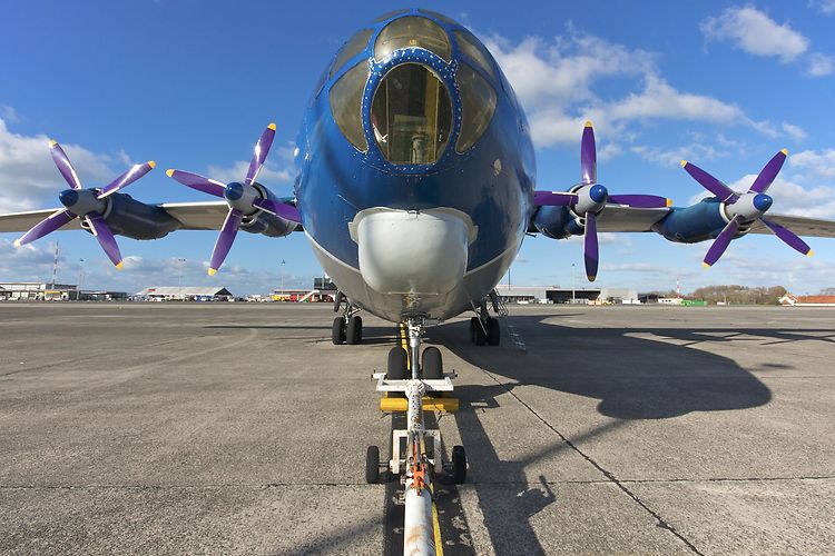 ZEUS.AERO | Cargo charters, Freight charters, Flight supervision, On ...